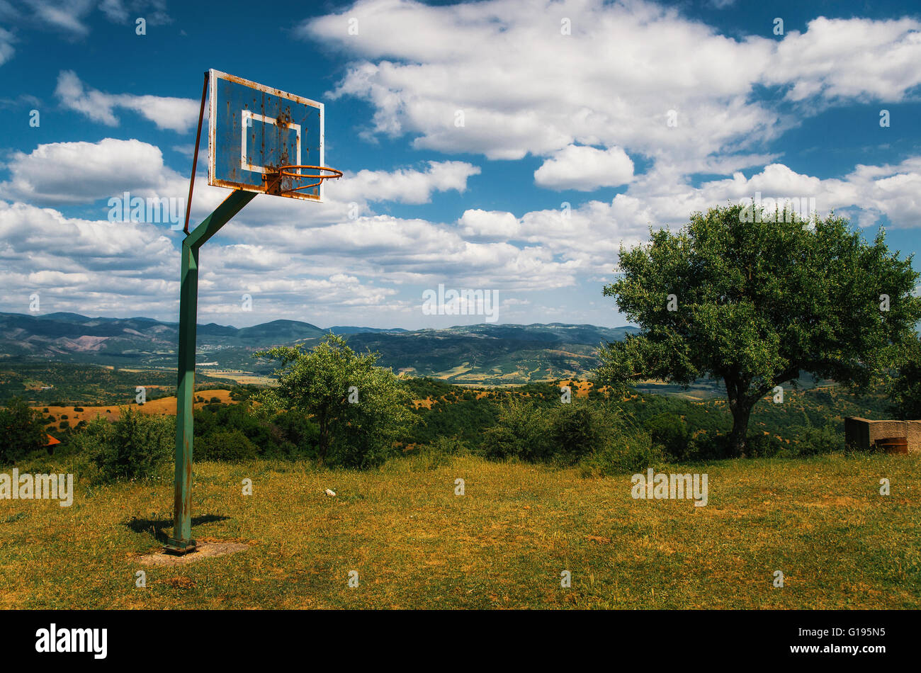 Basketball ground hi-res stock photography and images - Alamy