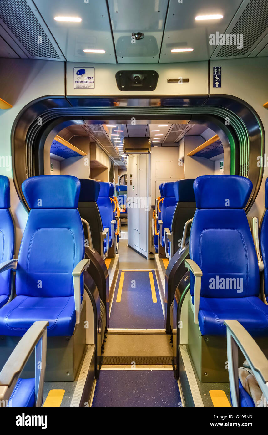 Train car style hi-res stock photography and images - Alamy