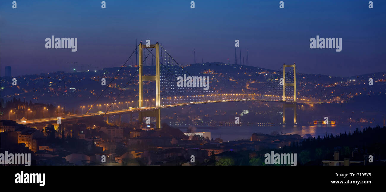 Bosphorus bridge at night Stock Photo - Alamy