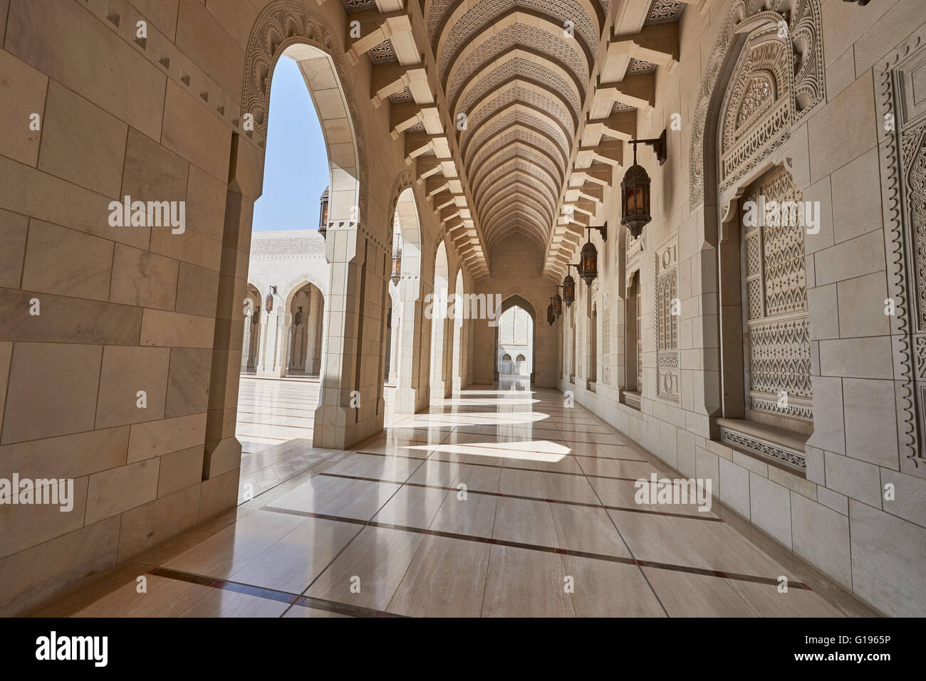 Sandstone cladded walls and floors in a mosque Stock Photo - Alamy