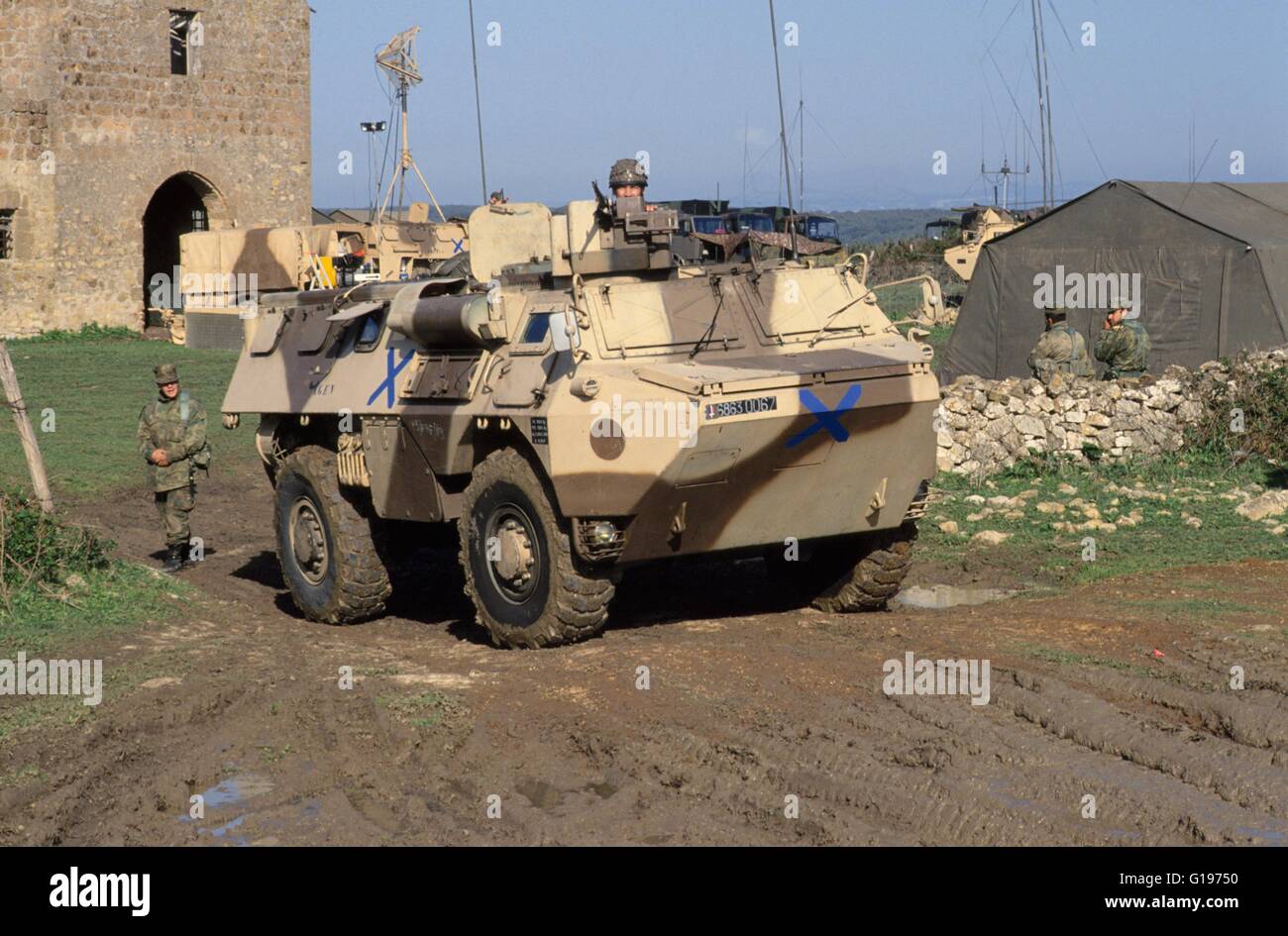French military vehicle hi-res stock photography and images - Alamy