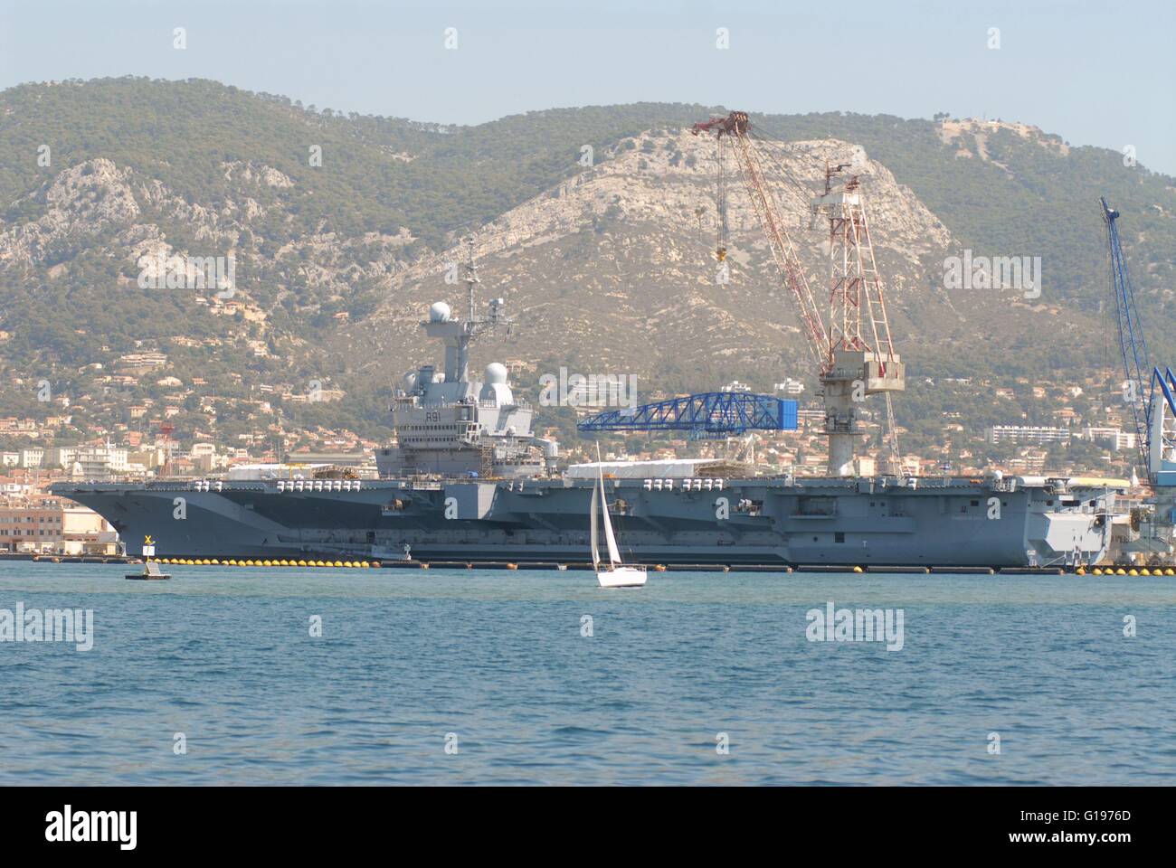 French Navy, Toulon naval base, Charles De Gaulle nuclear aircraft ...