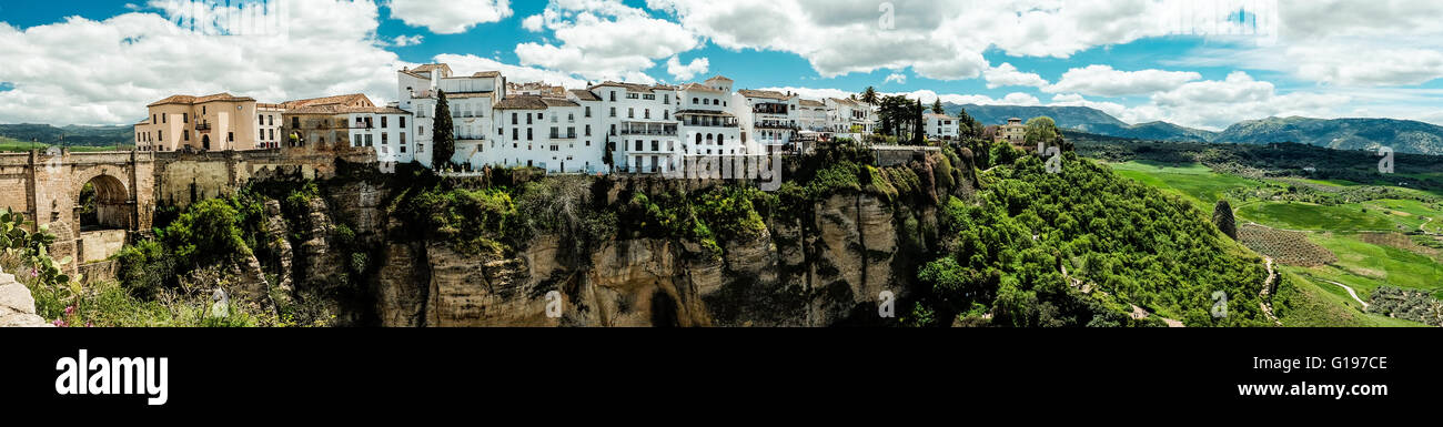 Buildings overlooking the Tajo Gorge in Ronda, Spain Stock Photo - Alamy