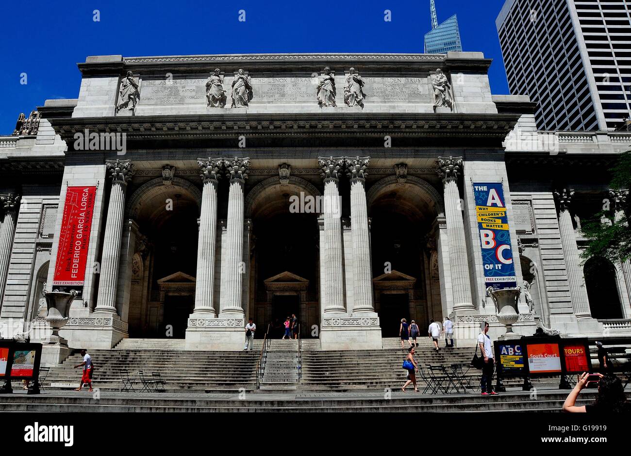 New york public library at 42nd street hi-res stock photography and ...