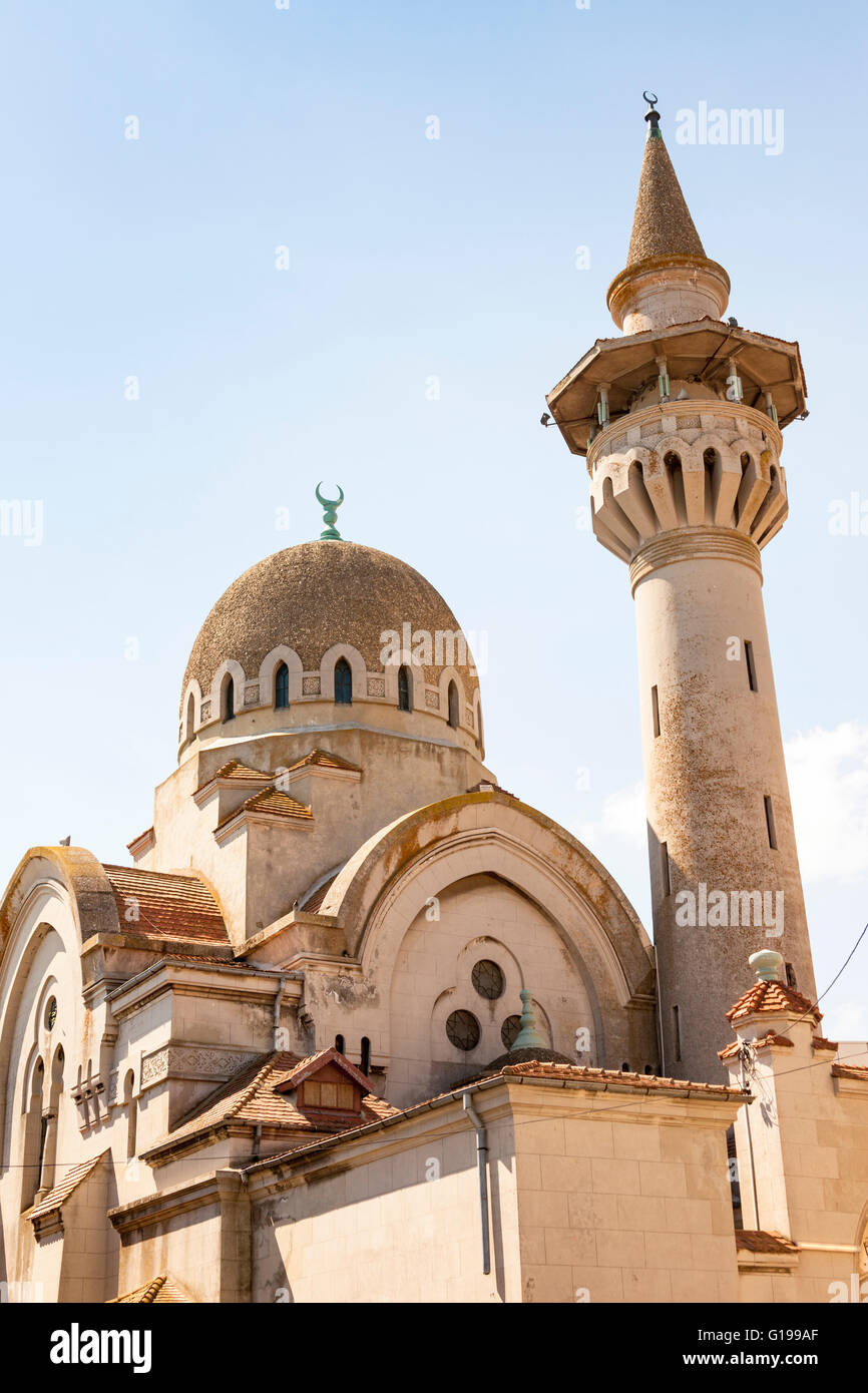Exterior of Mahmudiye Mosque, Constanta, Romania Stock Photo - Alamy