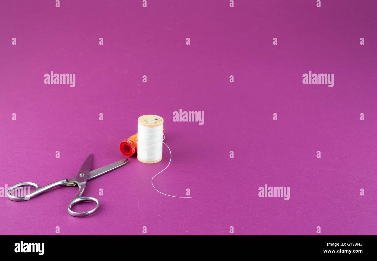 Sewing tools hi-res stock photography and images - Alamy