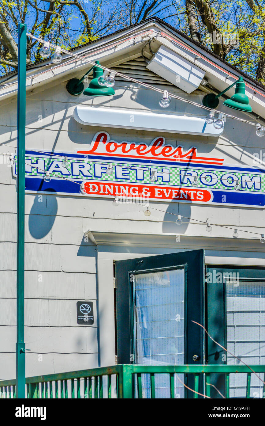 Former motel hi-res stock photography and images - Alamy