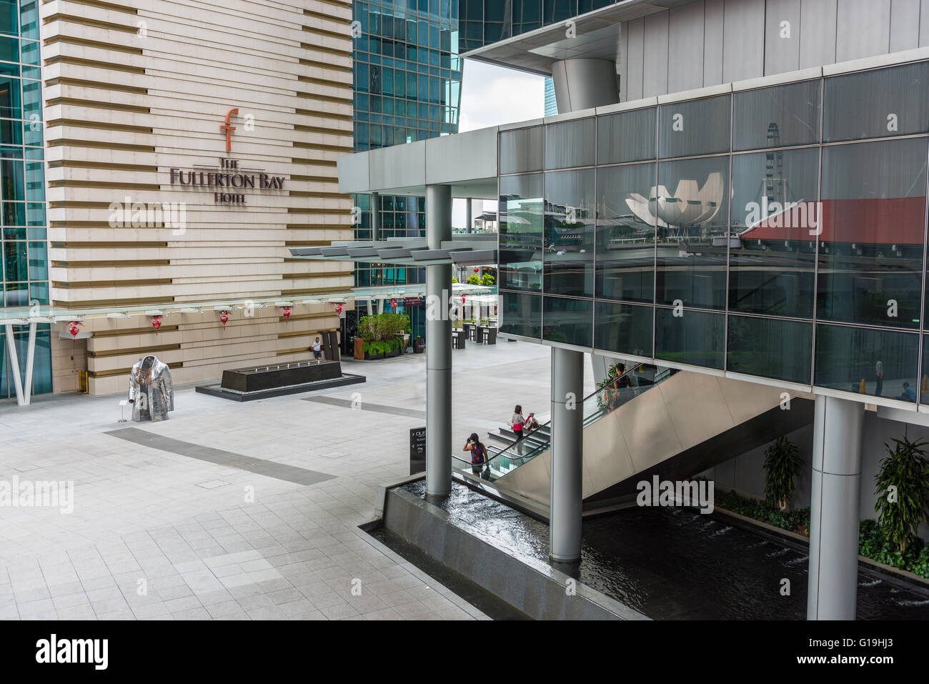 Fullerton bay Hotel view from the back door Stock Photo - Alamy