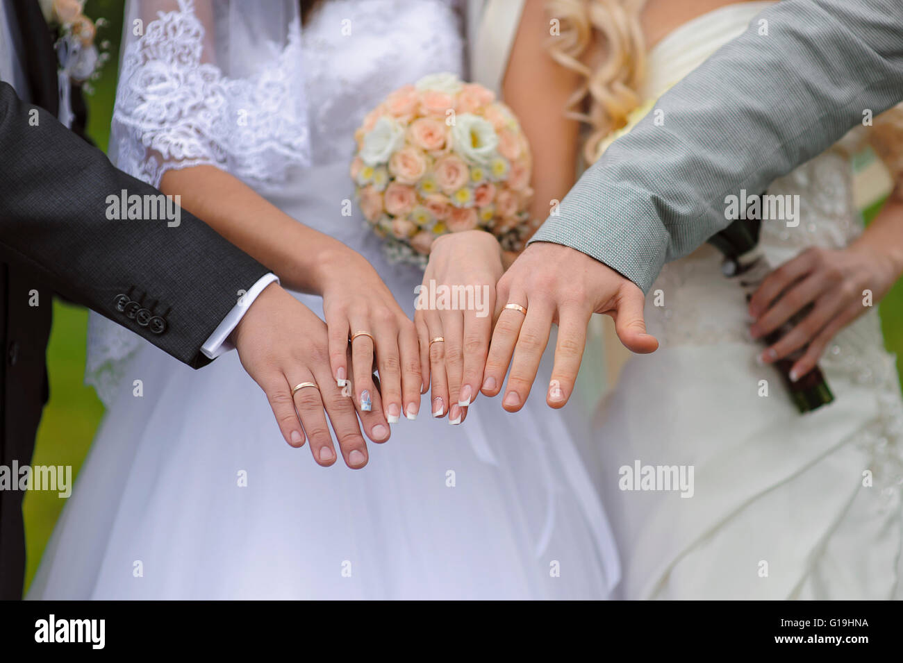 Two beautiful wedding rings close hi-res stock photography and images ...