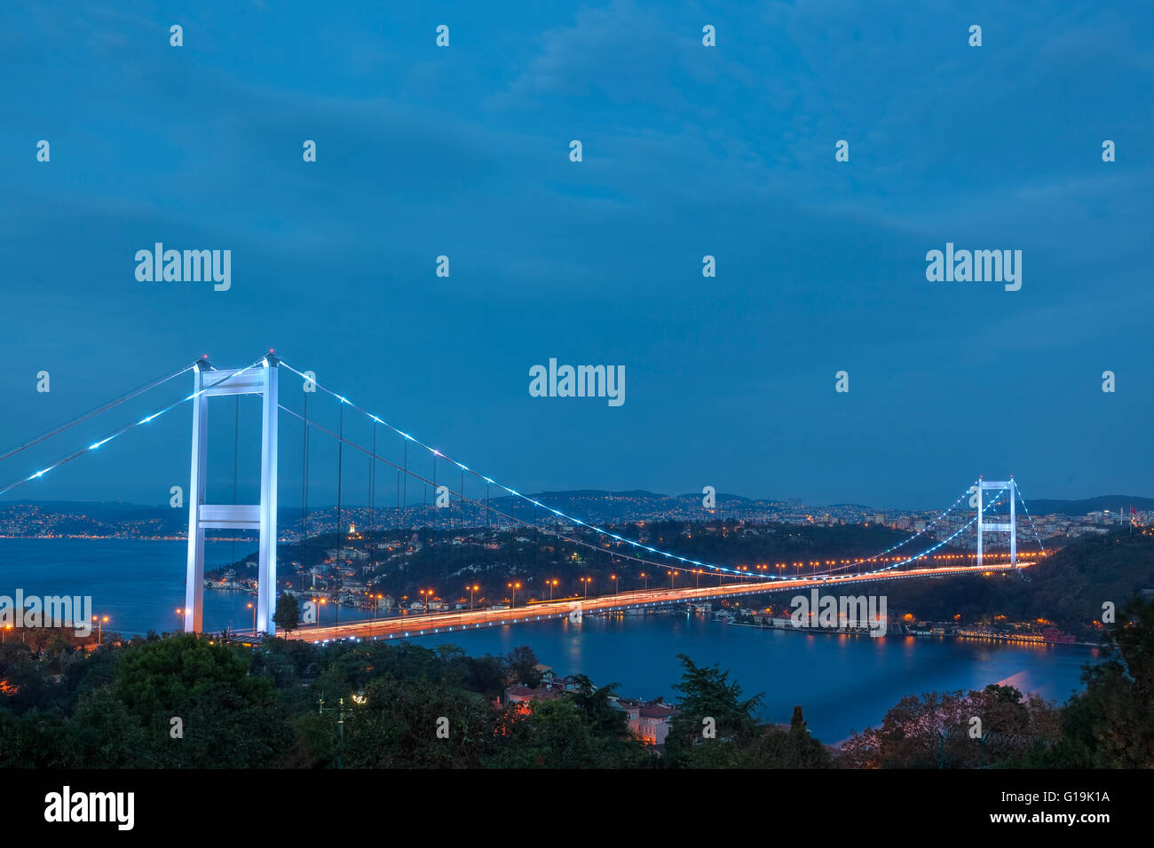 Fatih Sultan Mehmet bridge at night Stock Photo - Alamy