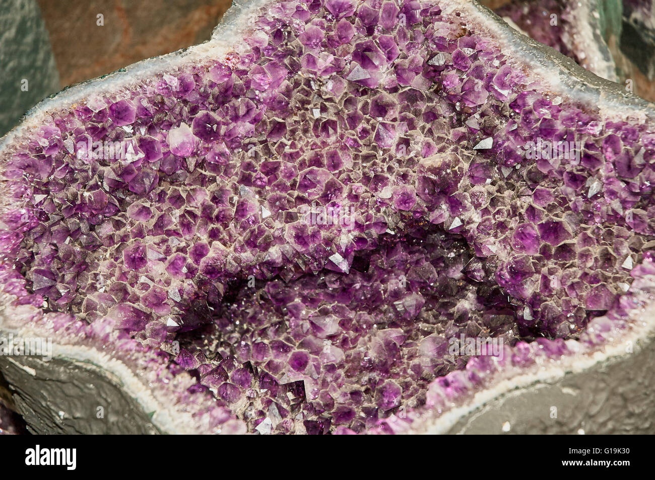 Geode cut open hi-res stock photography and images - Alamy