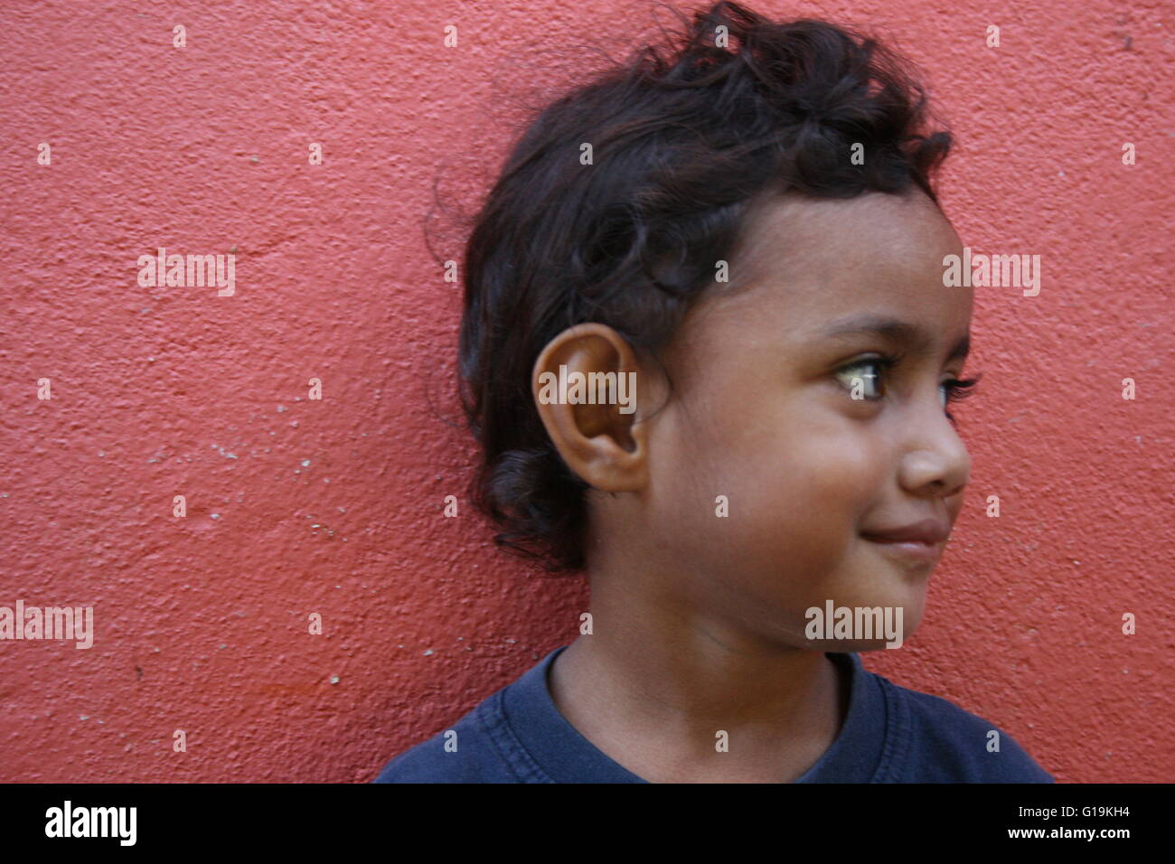 Smiling fijian boy hi-res stock photography and images - Alamy