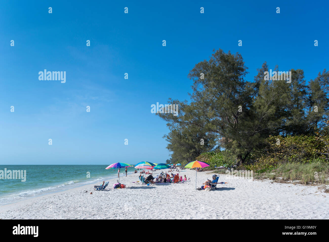 BEACH DELNOR-WIGGINS PASS STATE PARK NAPLES FLORIDA USA Stock Photo - Alamy