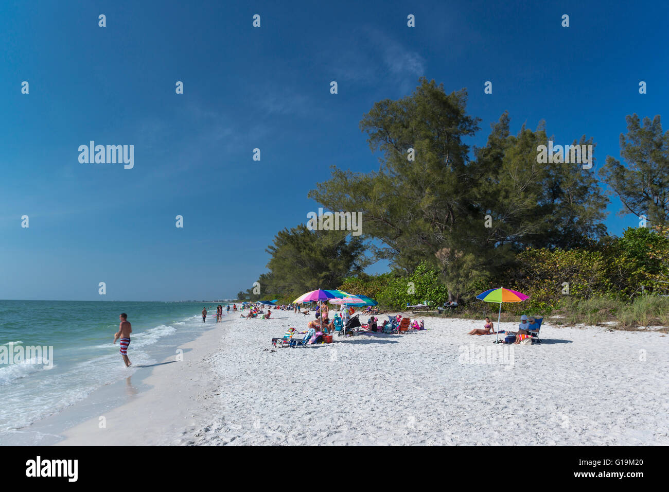 BEACH DELNOR-WIGGINS PASS STATE PARK NAPLES FLORIDA USA Stock Photo - Alamy