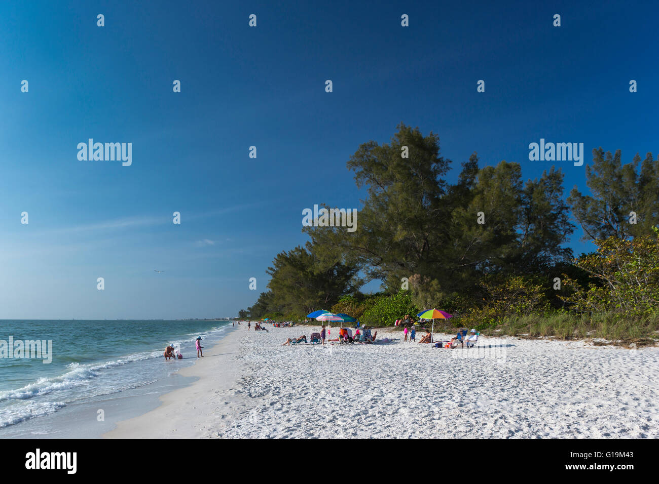 Delnor wiggins pass state park hi-res stock photography and images - Alamy