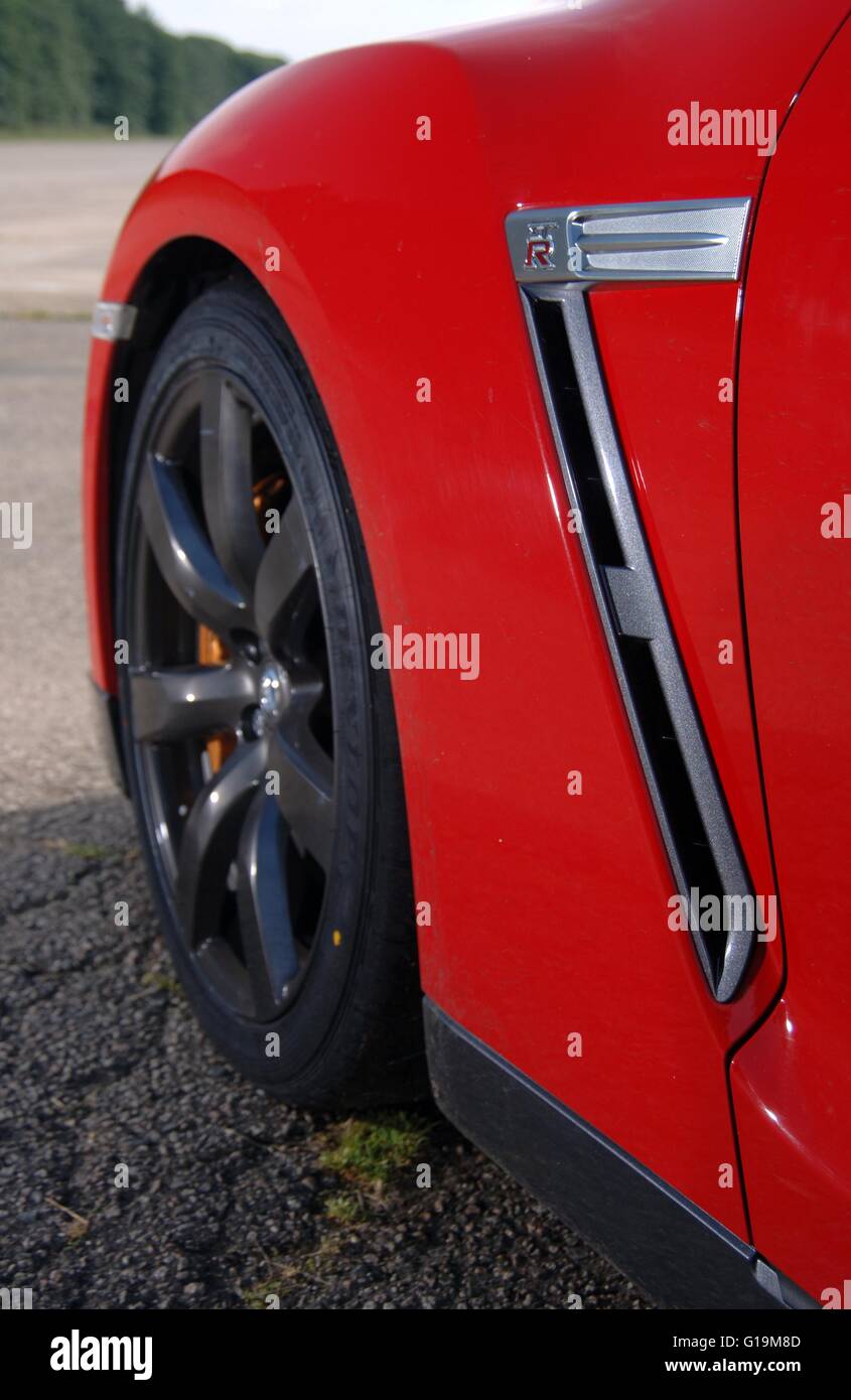 2009 Nissan GT-R R35 hand built Japanese supercar Stock Photo - Alamy