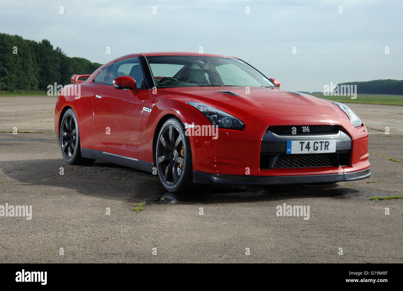 2009 Nissan GT-R R35 hand built Japanese supercar Stock Photo - Alamy