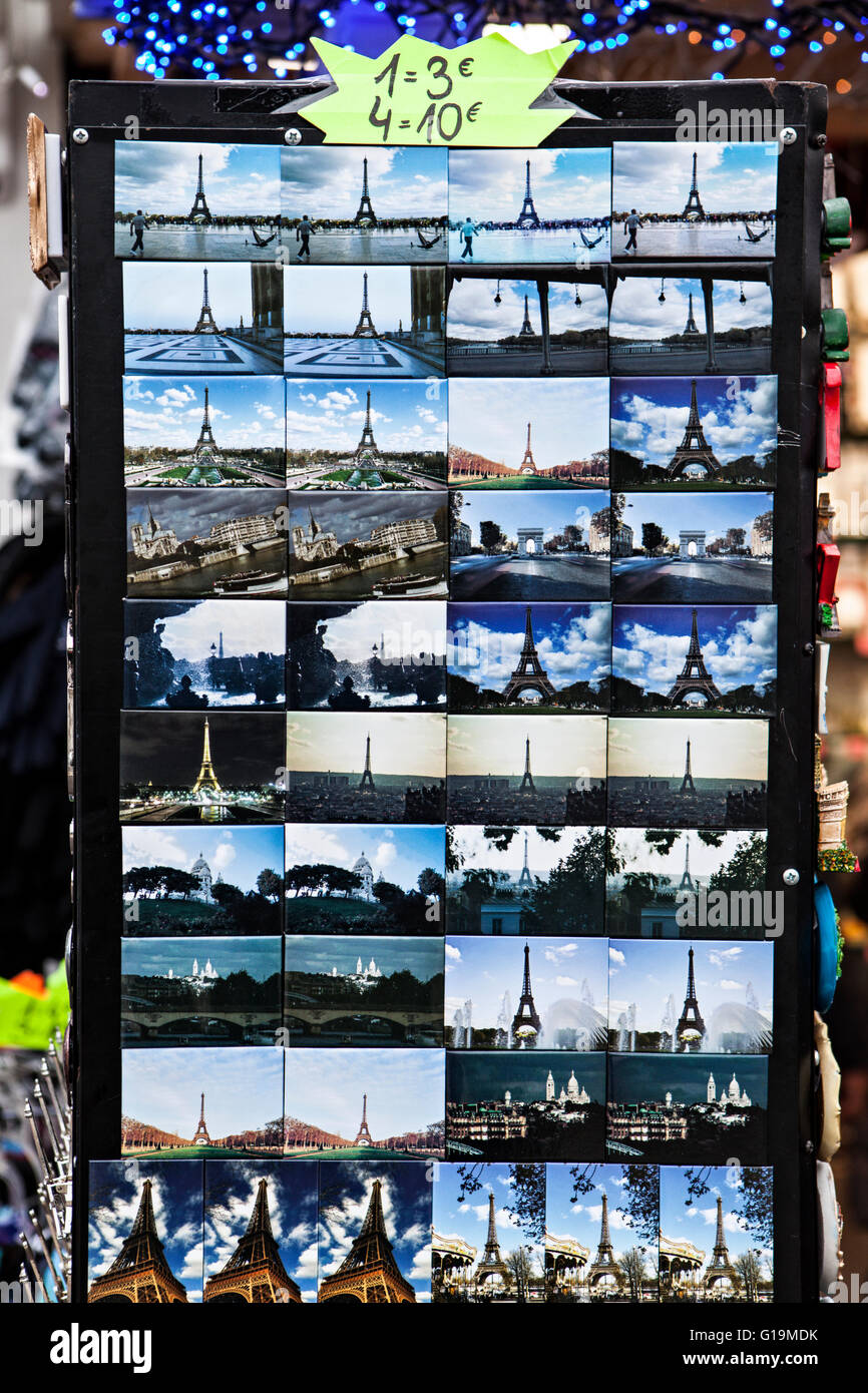 Eiffel tower post cards hi-res stock photography and images - Alamy