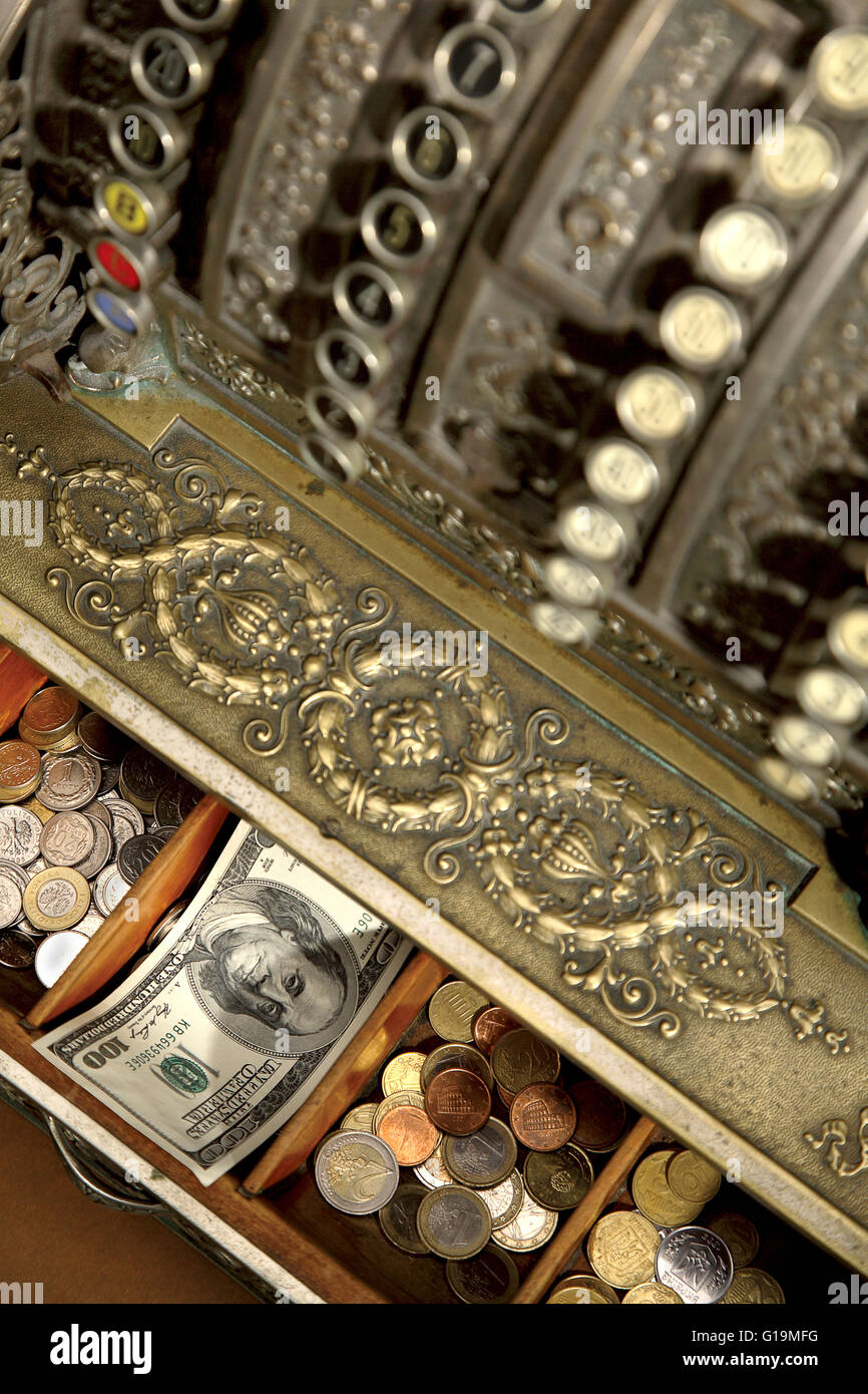 old fiscal cash office with money , old cash register Stock Photo - Alamy