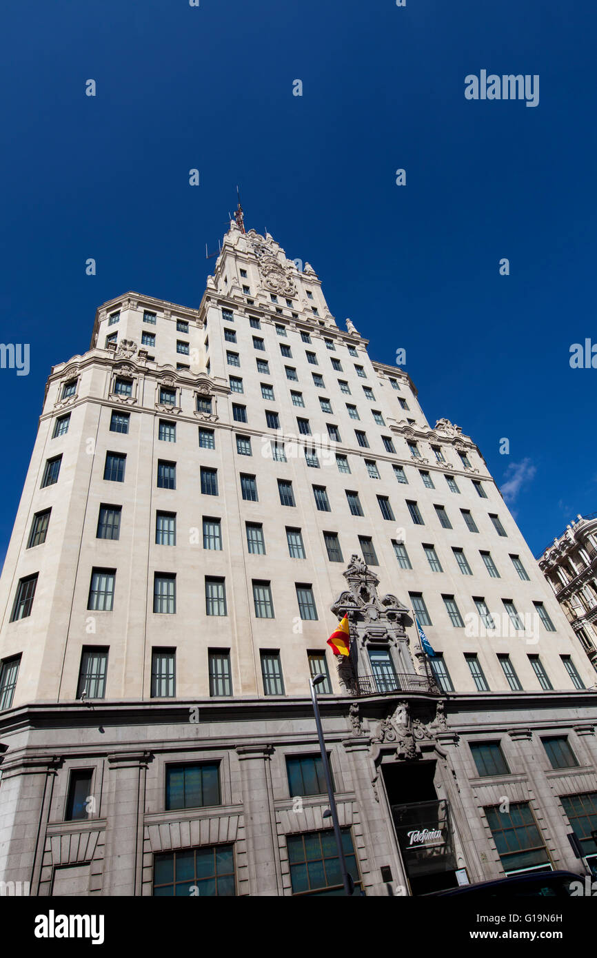 Exterior of the Telefonica Building in Madrid Stock Photo - Alamy