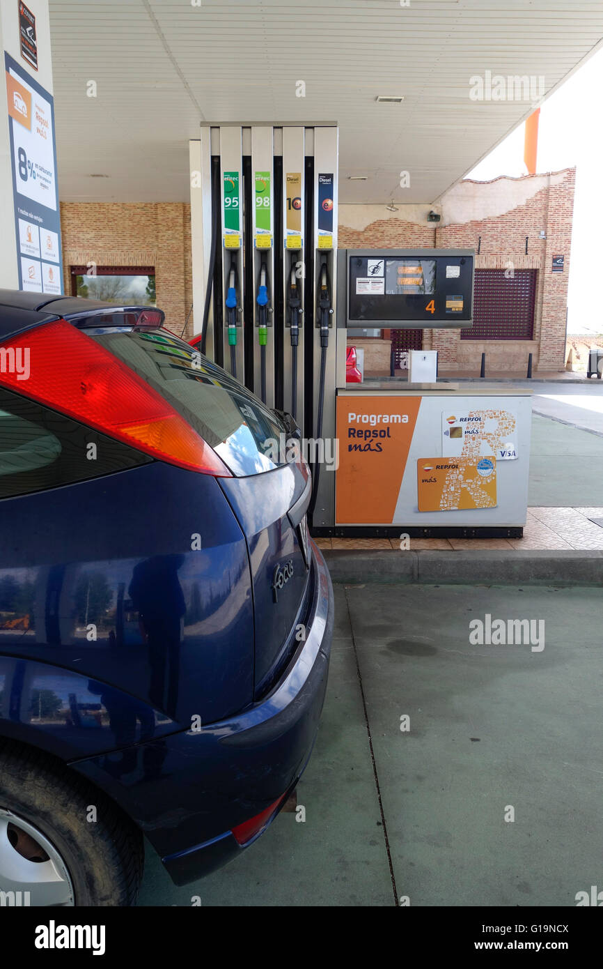 Repsol gas hi-res stock photography and images - Alamy