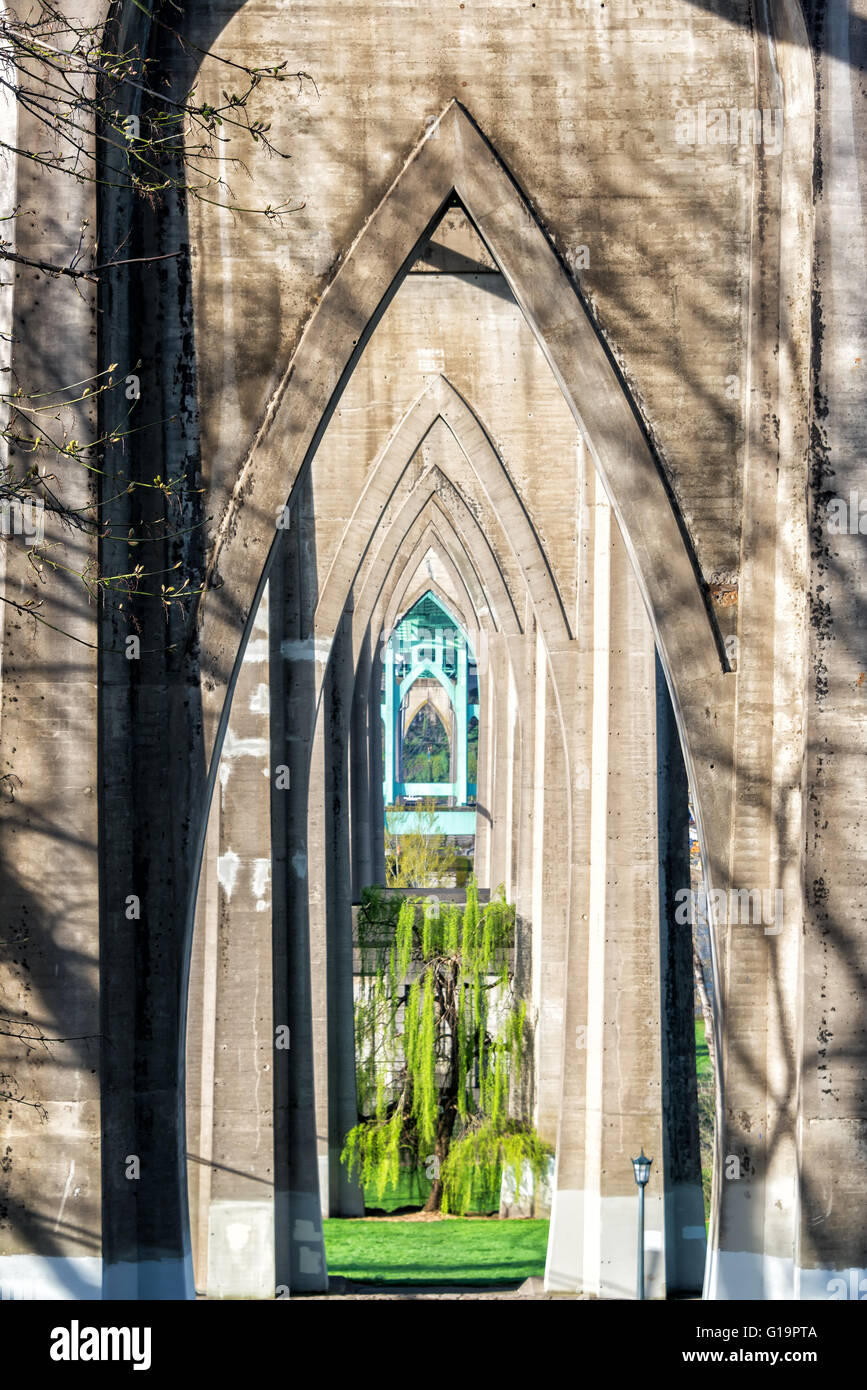 Portland oregon arch arches hi-res stock photography and images - Alamy