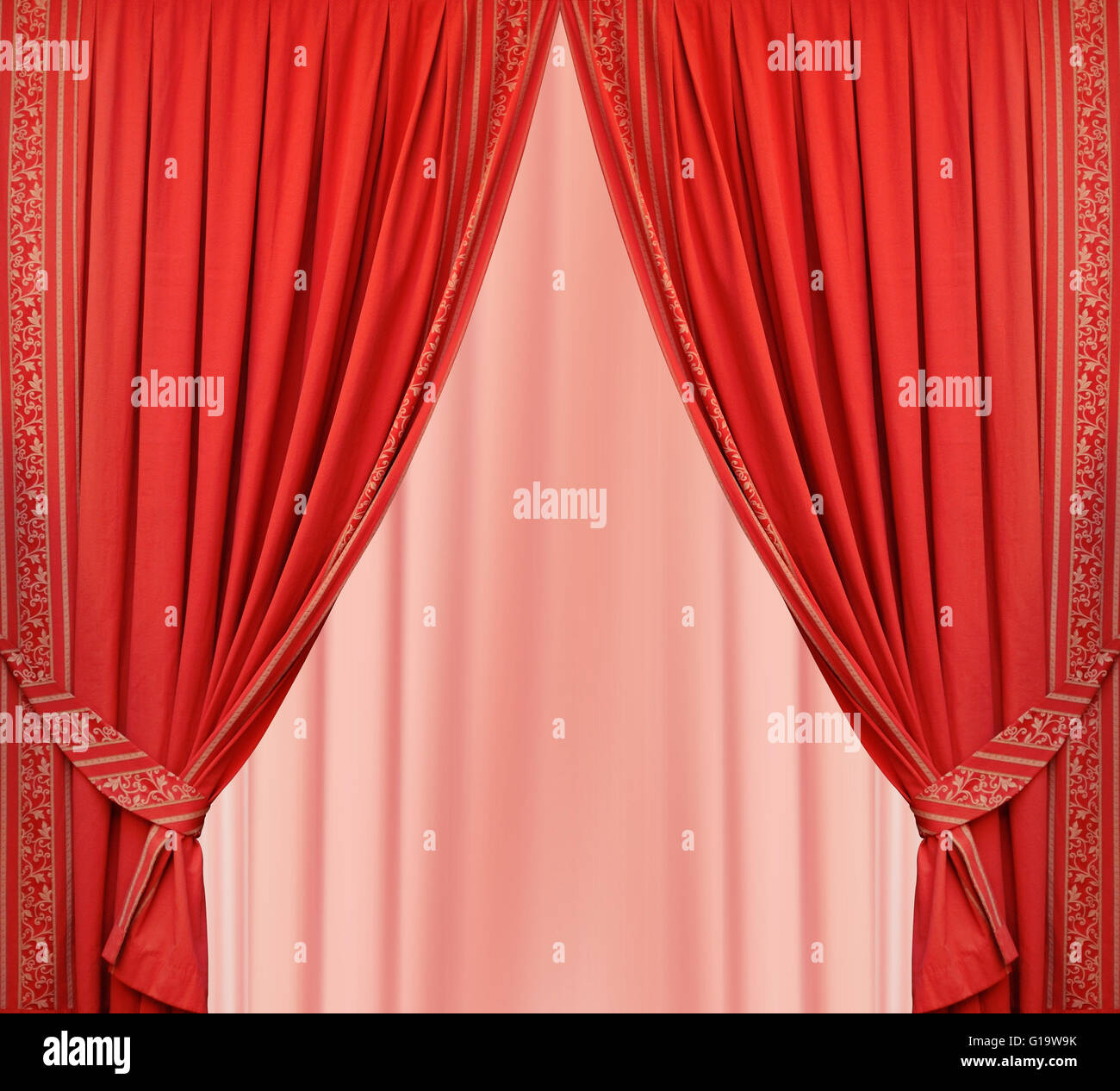 Velvet curtain hi-res stock photography and images - Alamy