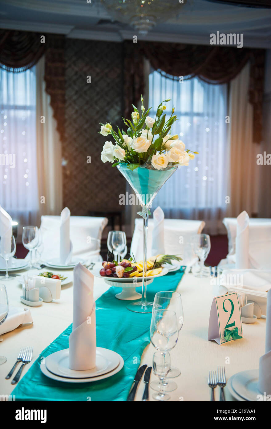 Banquet table and food hi-res stock photography and images - Alamy