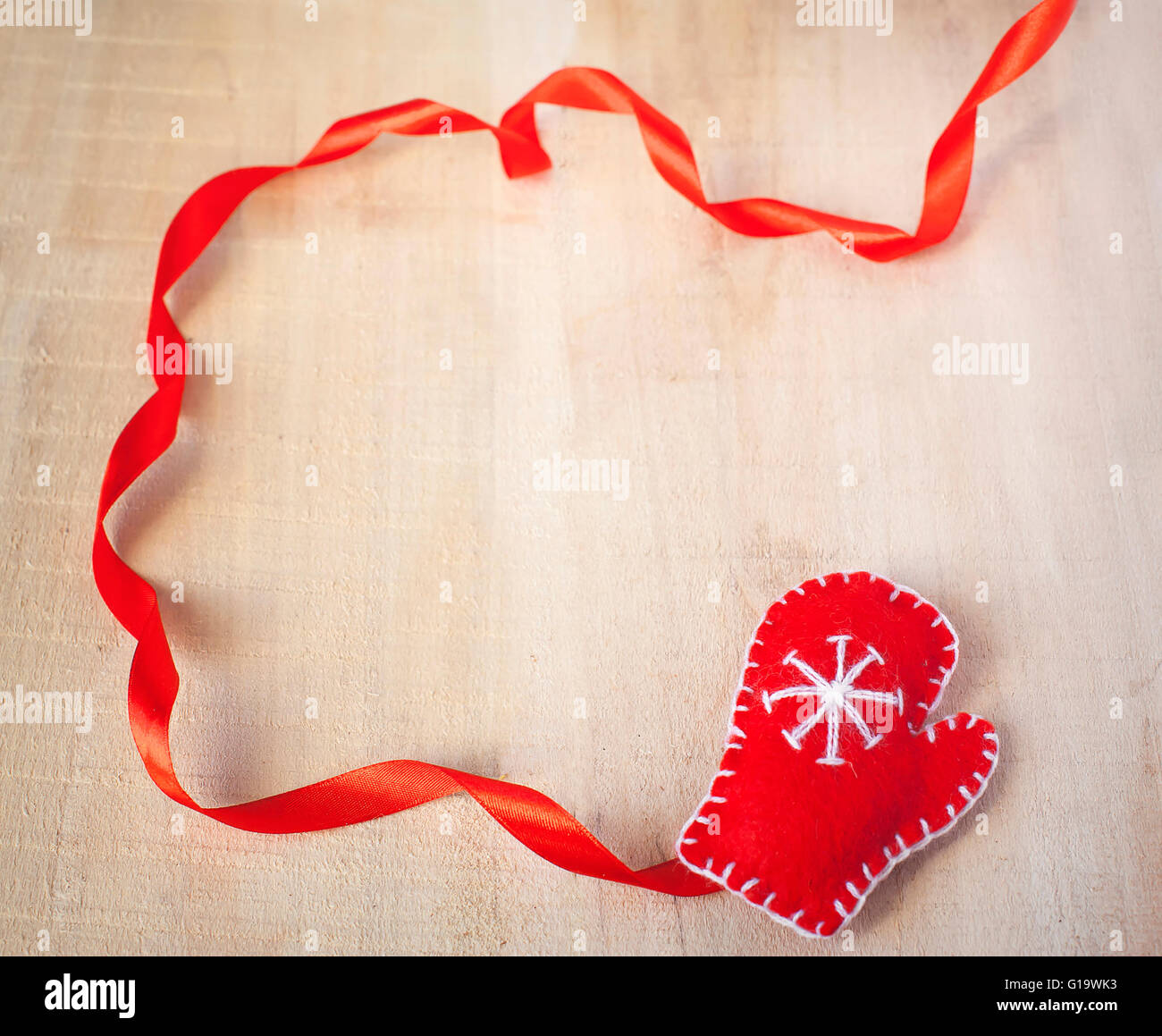 Santa mitten hi-res stock photography and images - Alamy