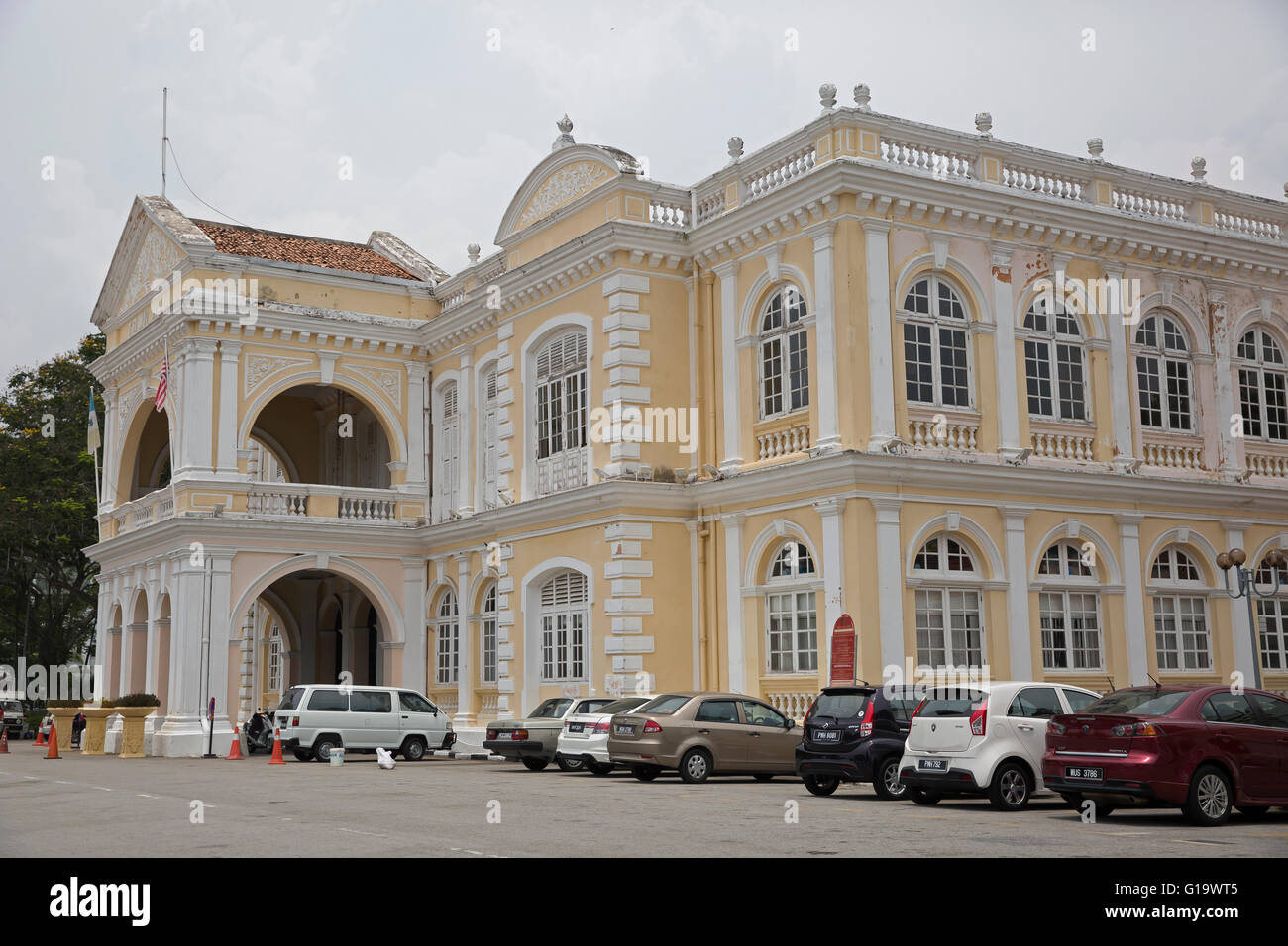 Penang City Hall is a British-built Edwardian-style building in ...