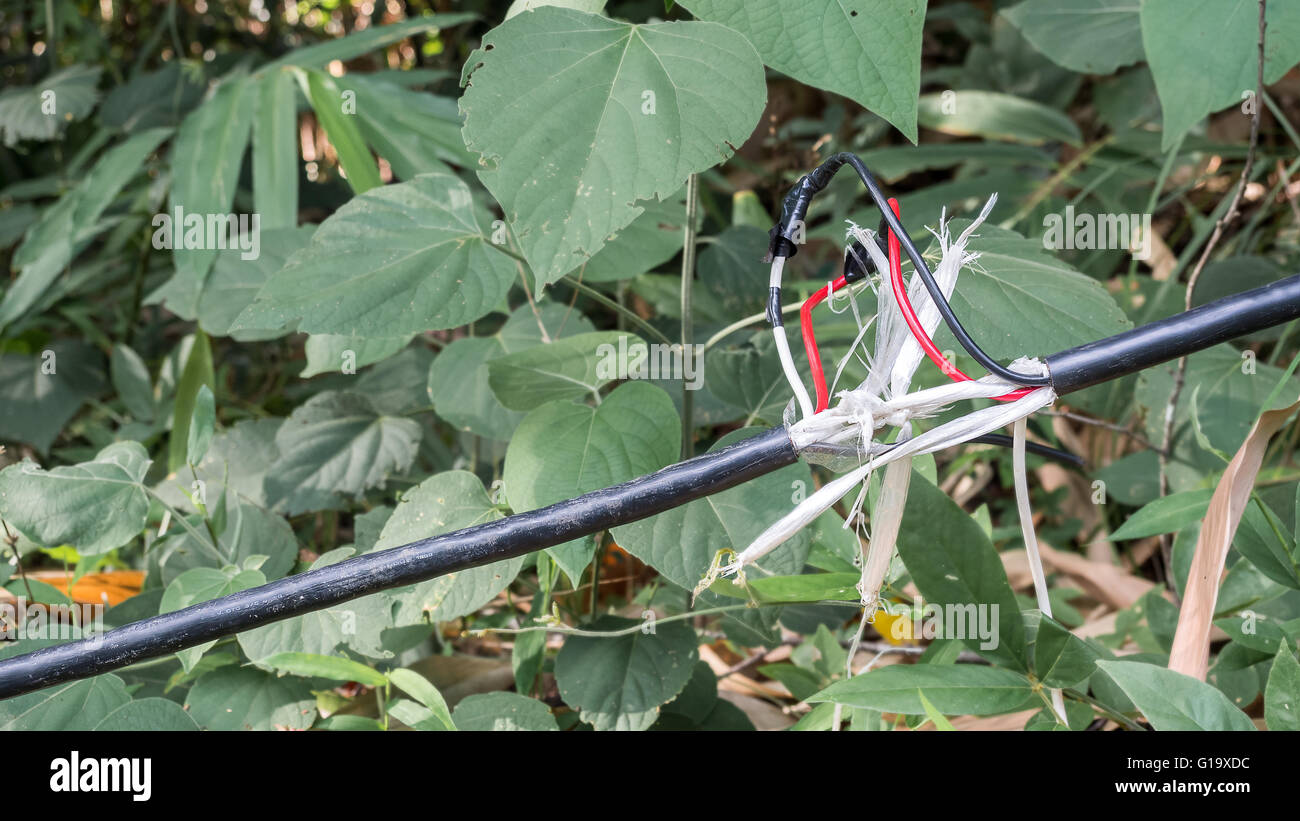 Broken wire rope hi-res stock photography and images - Alamy