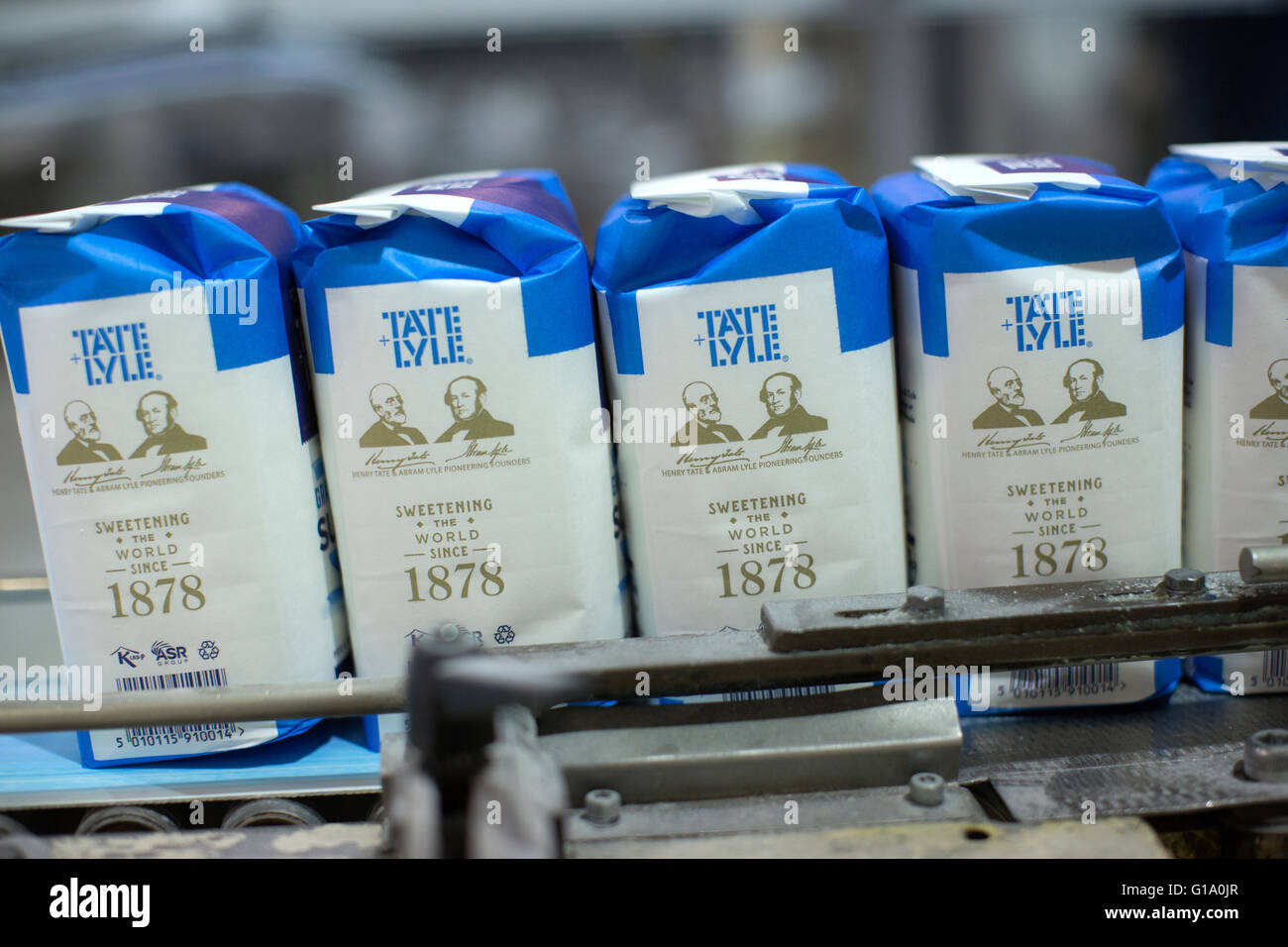 Golden Syrup Lyle Stock Photos & Golden Syrup Lyle Stock Images - Alamy