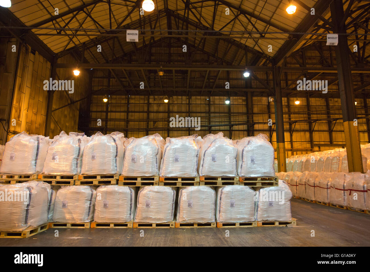 Tate & Lyle sugar refinery in Silvertown, London Docks, England, UK ...