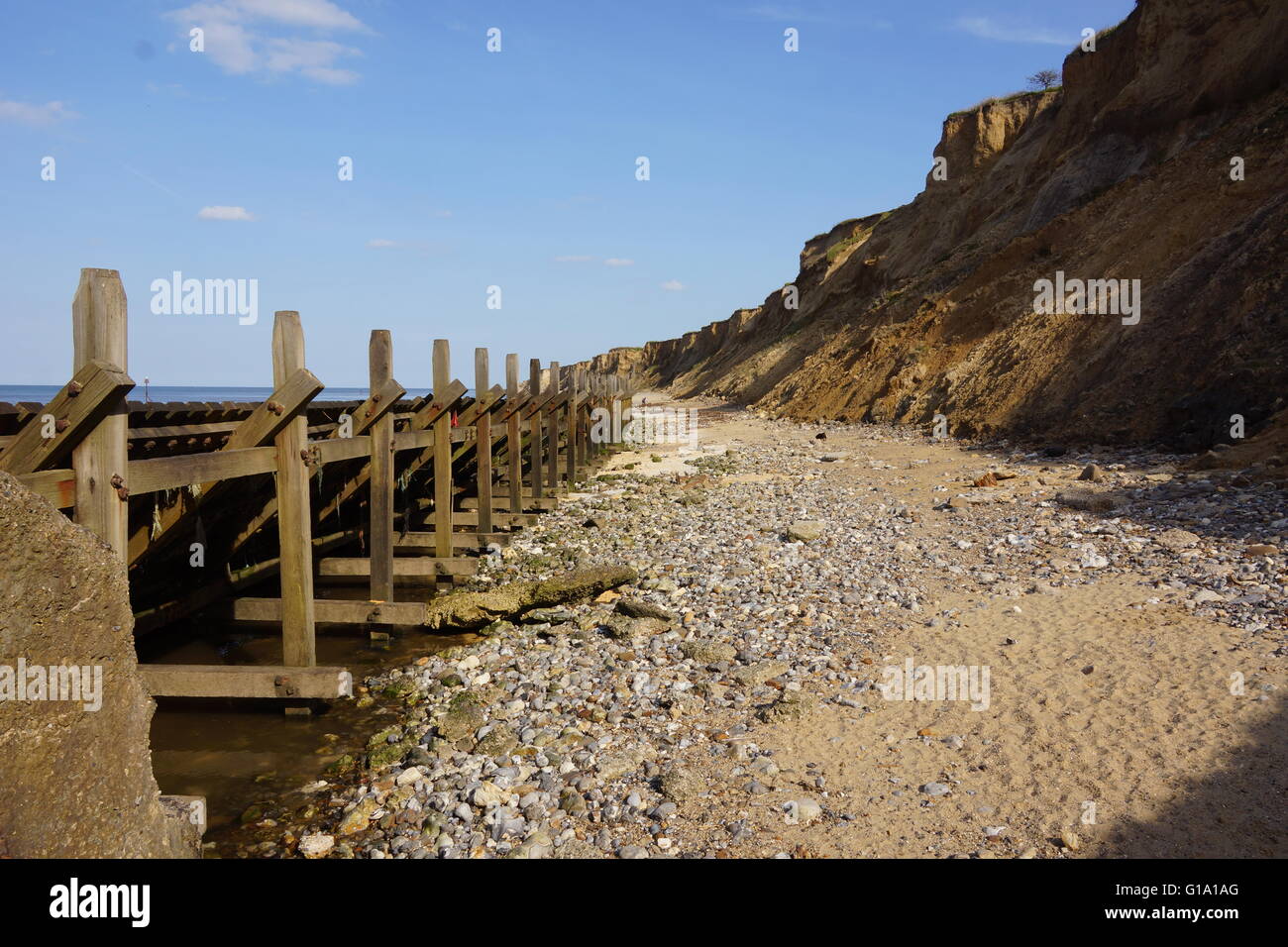 Norfolk sea defences hi-res stock photography and images - Alamy