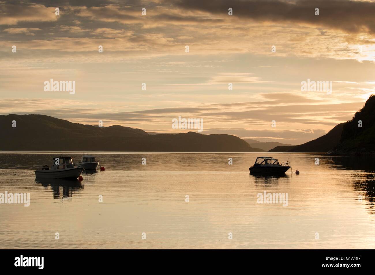 Calm ocean with boats hi-res stock photography and images - Alamy