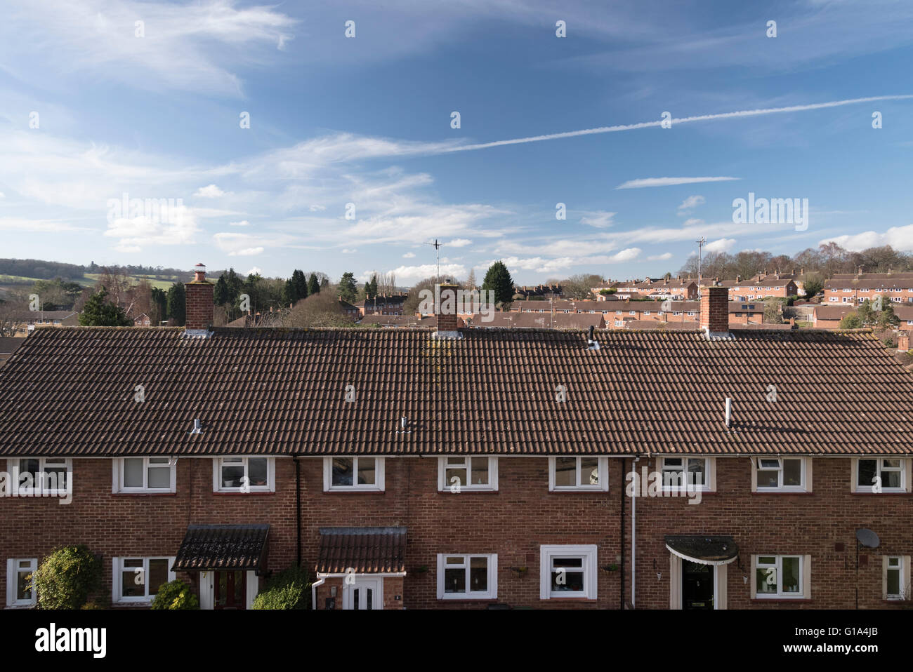 Suburban houses uk hi-res stock photography and images - Alamy