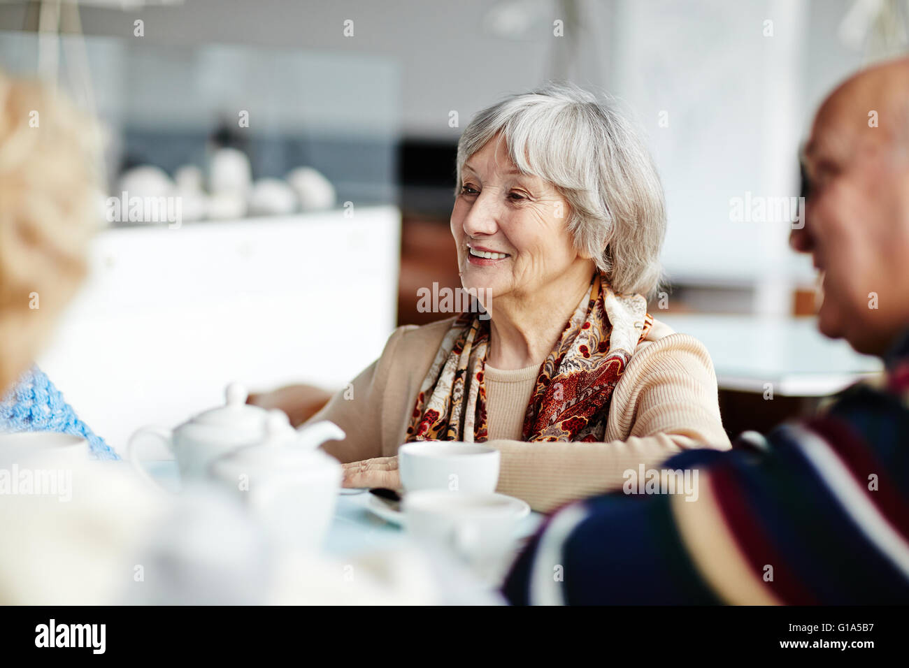 Elderly friends having tea hi-res stock photography and images - Alamy