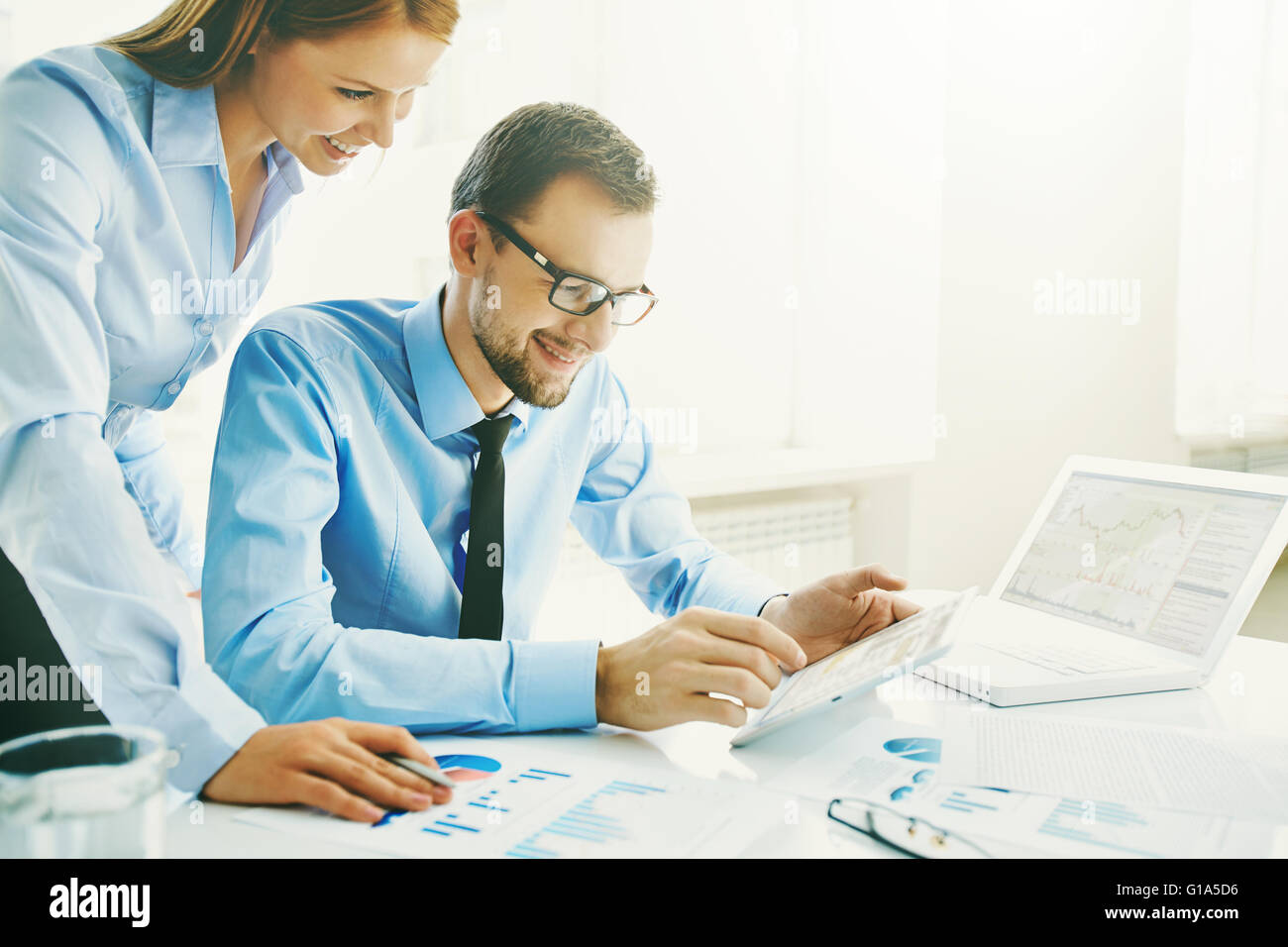 Two colleagues networking in office Stock Photo - Alamy
