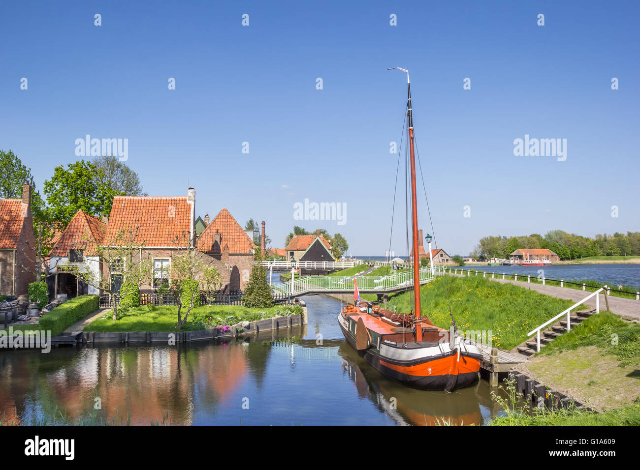 Traditional dutch sailing boat hi-res stock photography and images - Alamy