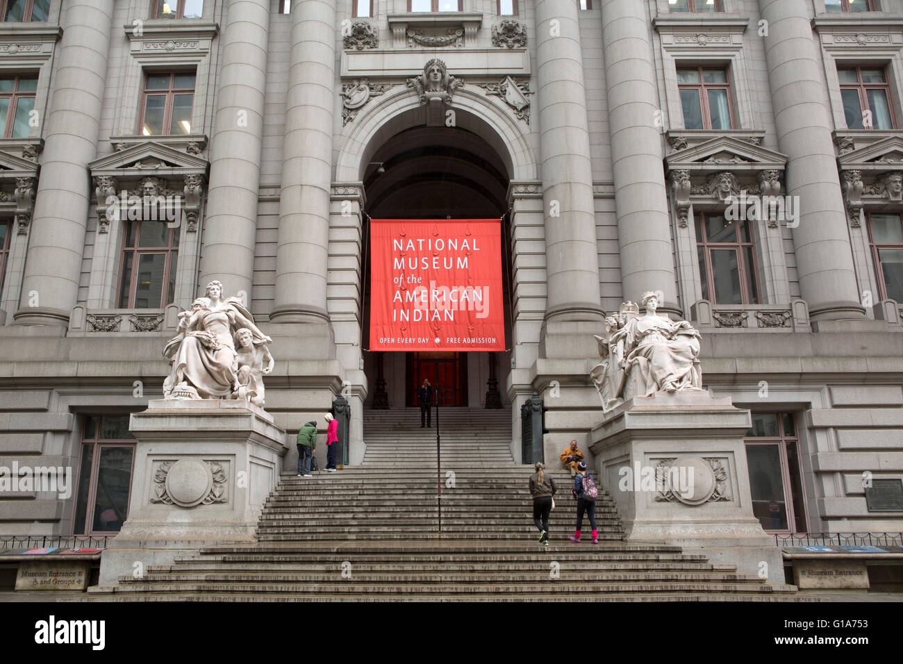 Entrance to the National Museum of the American Indian in New York City ...