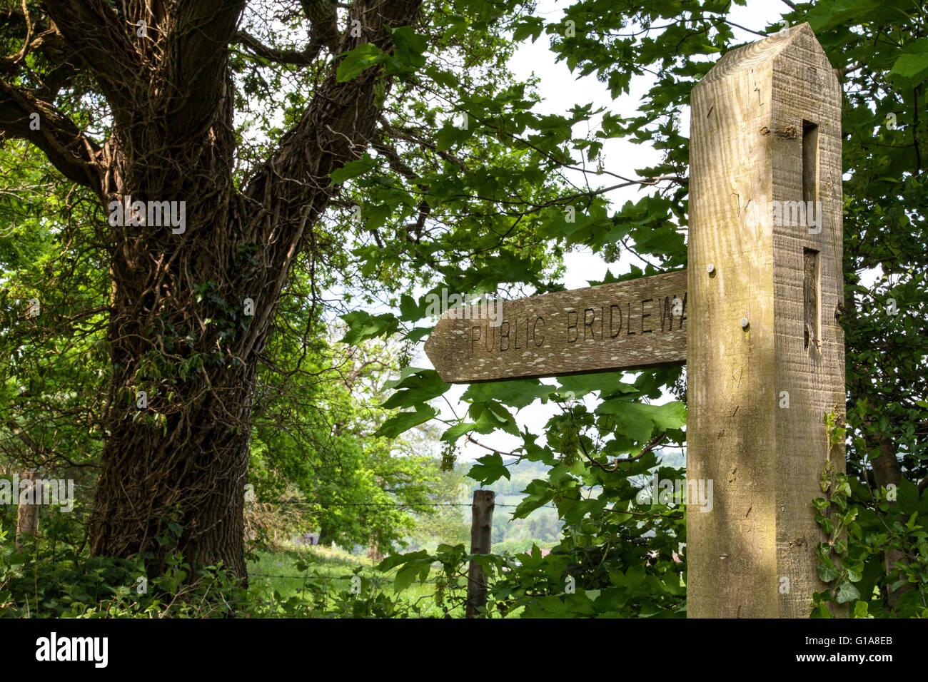 Bridleway signage hi-res stock photography and images - Alamy