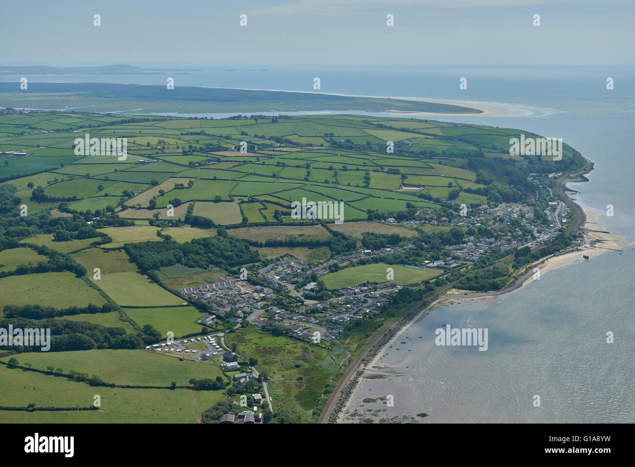 Ferryside carmarthenshire hi-res stock photography and images - Alamy