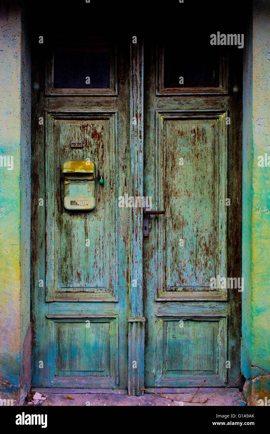 old weathered wooden door Stock Photo - Alamy