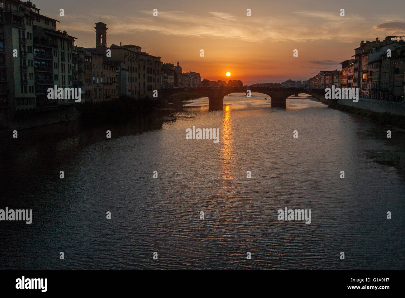 sunset Santa Trinità bridge,Holy Trinity Bridge, Florence on river Arno ...