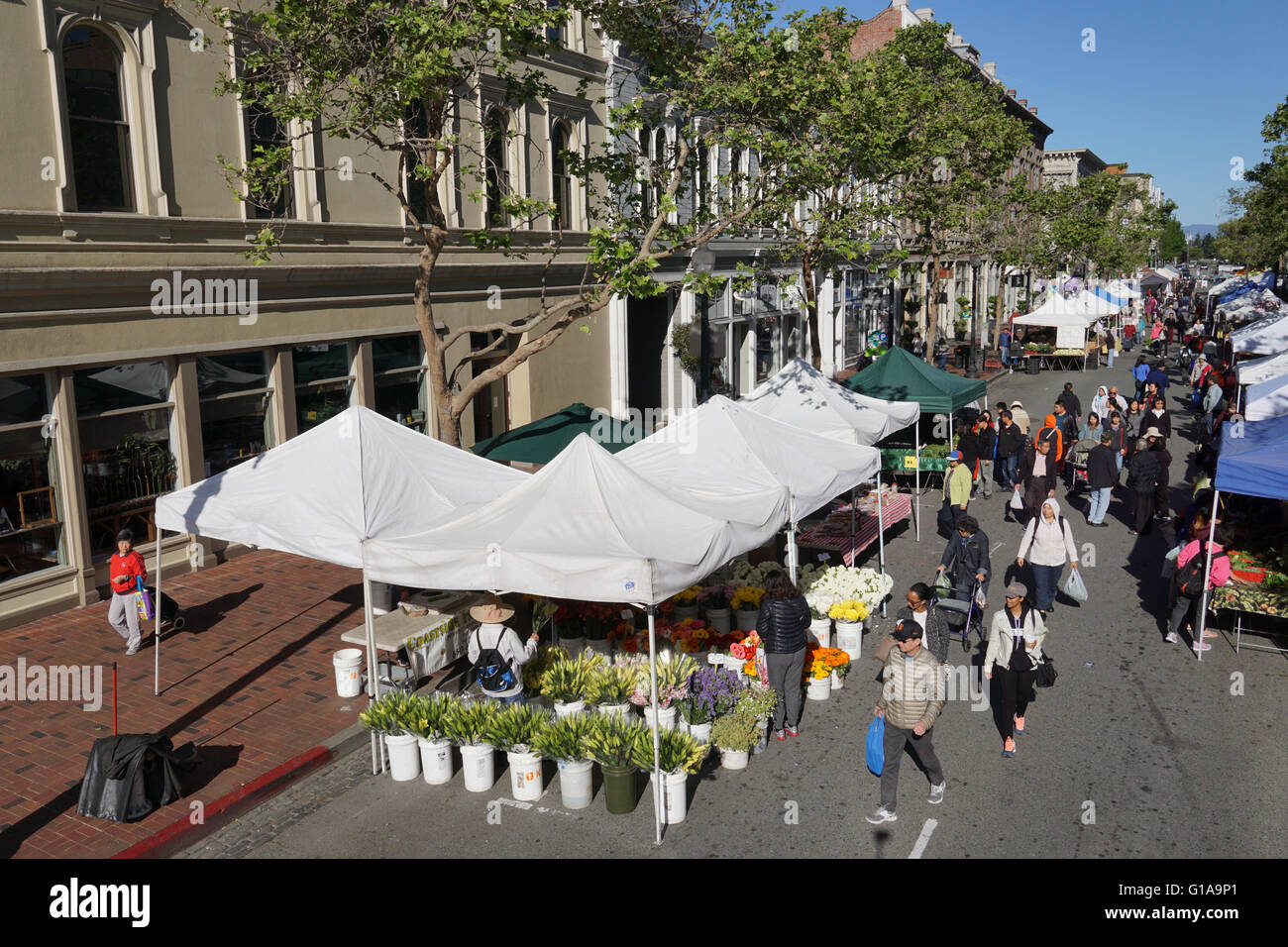 Old Oakland Farmers' Market Stock Photo - Alamy