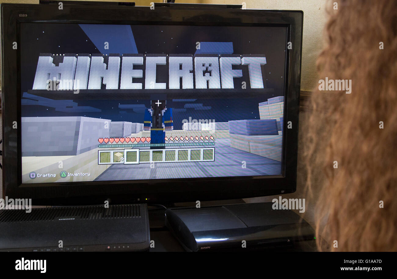 Minecraft game hi-res stock photography and images - Alamy