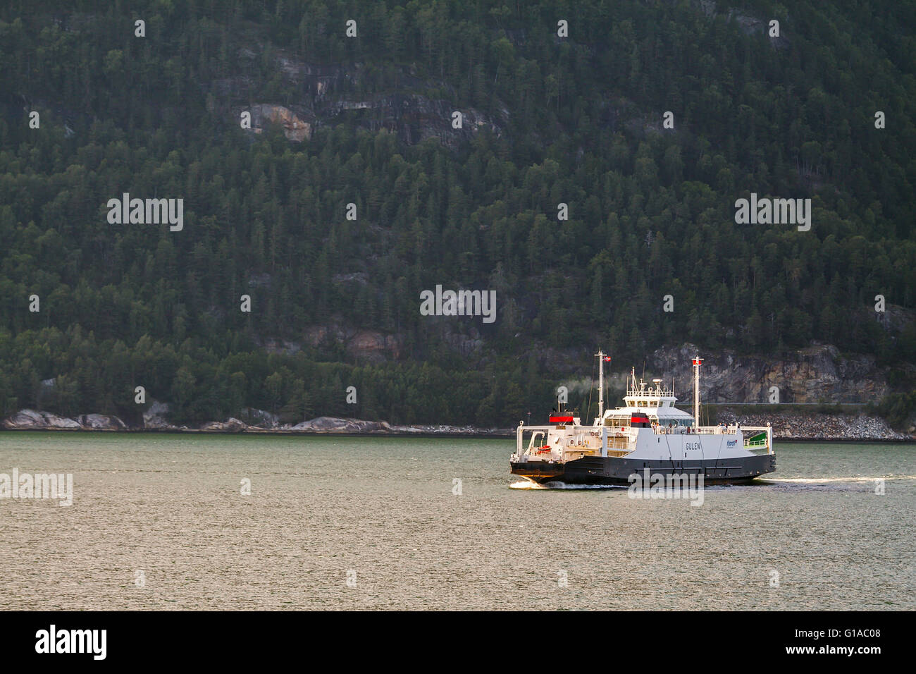 Gulen ferry hi-res stock photography and images - Alamy