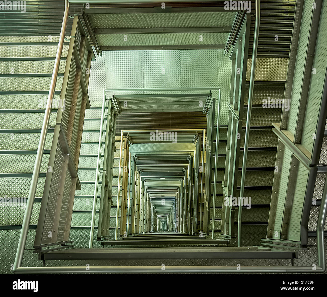 Square circular stairs hi-res stock photography and images - Alamy