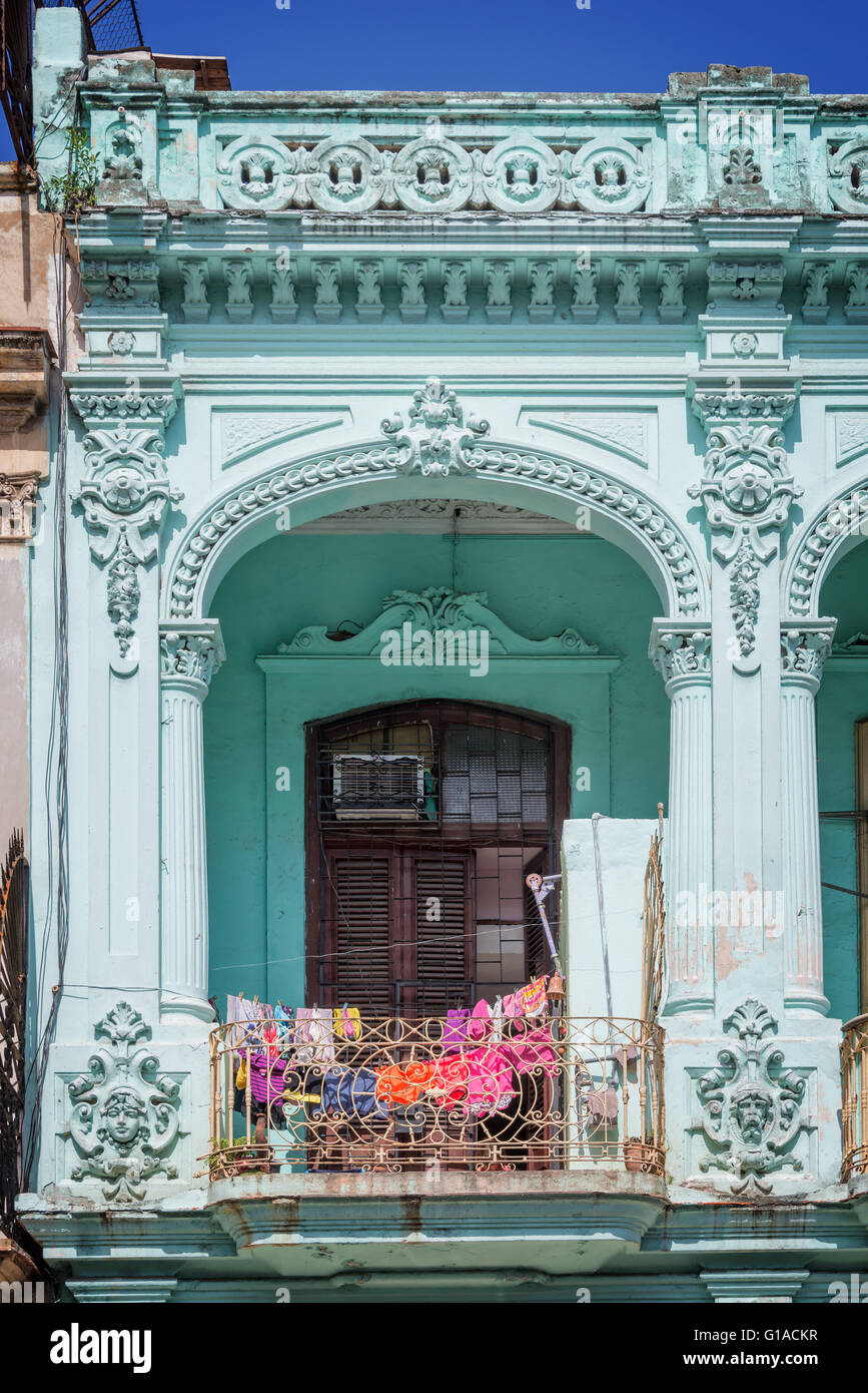 Cuban house colonial architecture hi-res stock photography and images ...