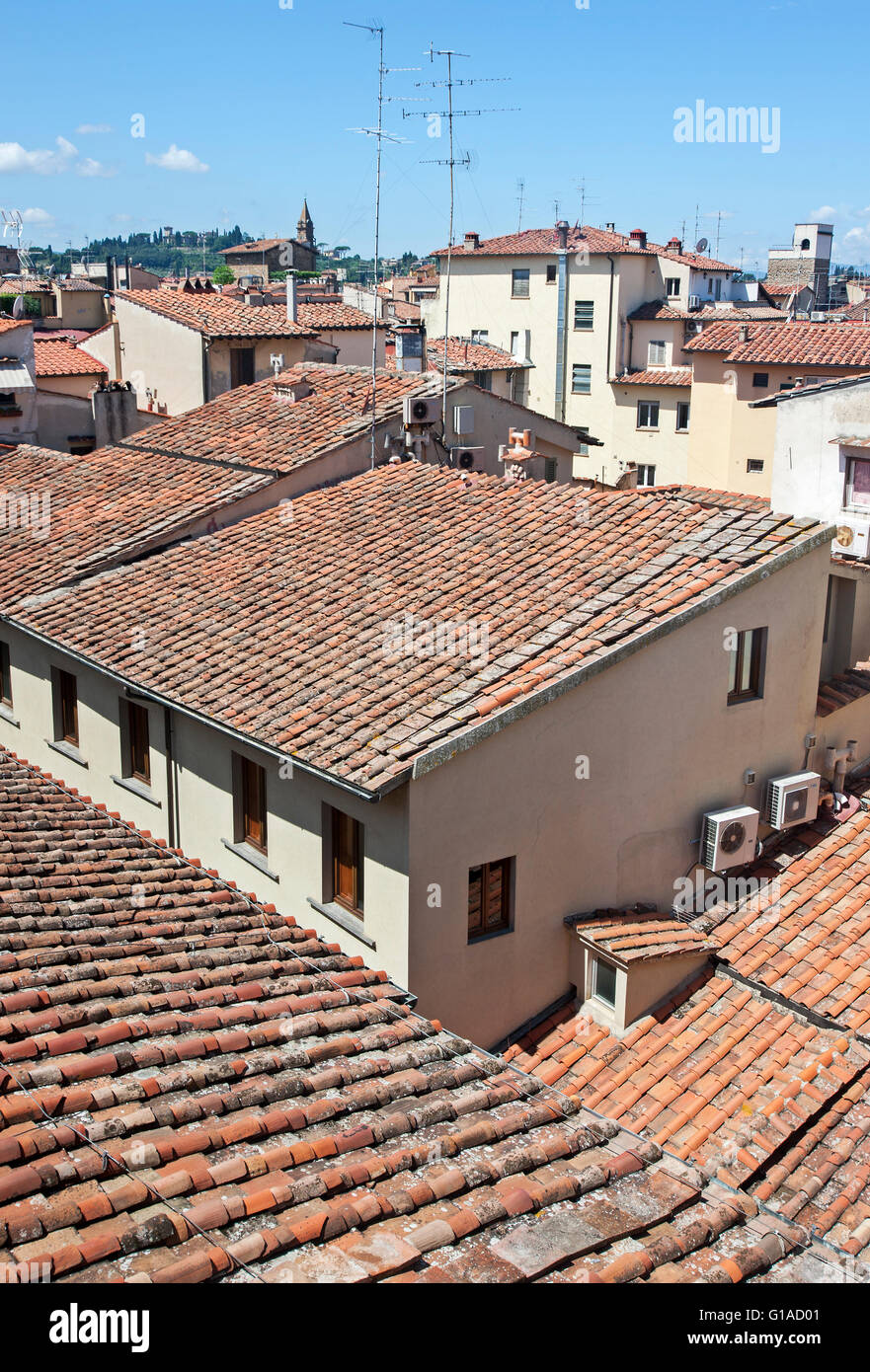 terracotta tiled rooftops of Florence Italy tv aerials Stock Photo - Alamy